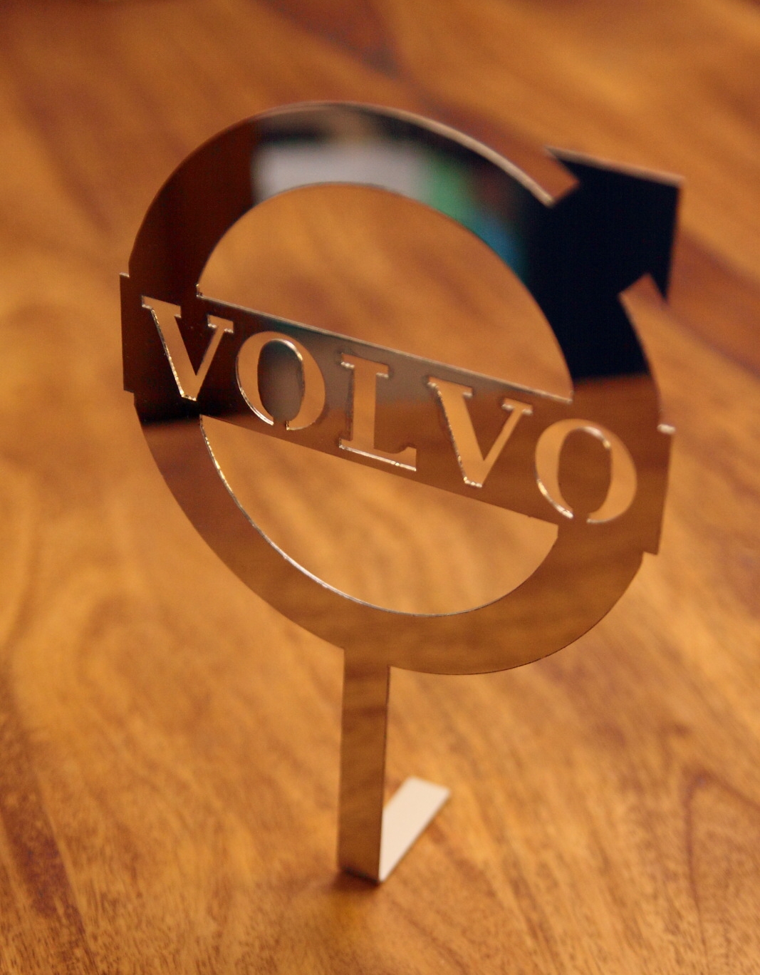 Volvo znak do interiéru | Nerezové doplňky pro kamiony TruckNerez